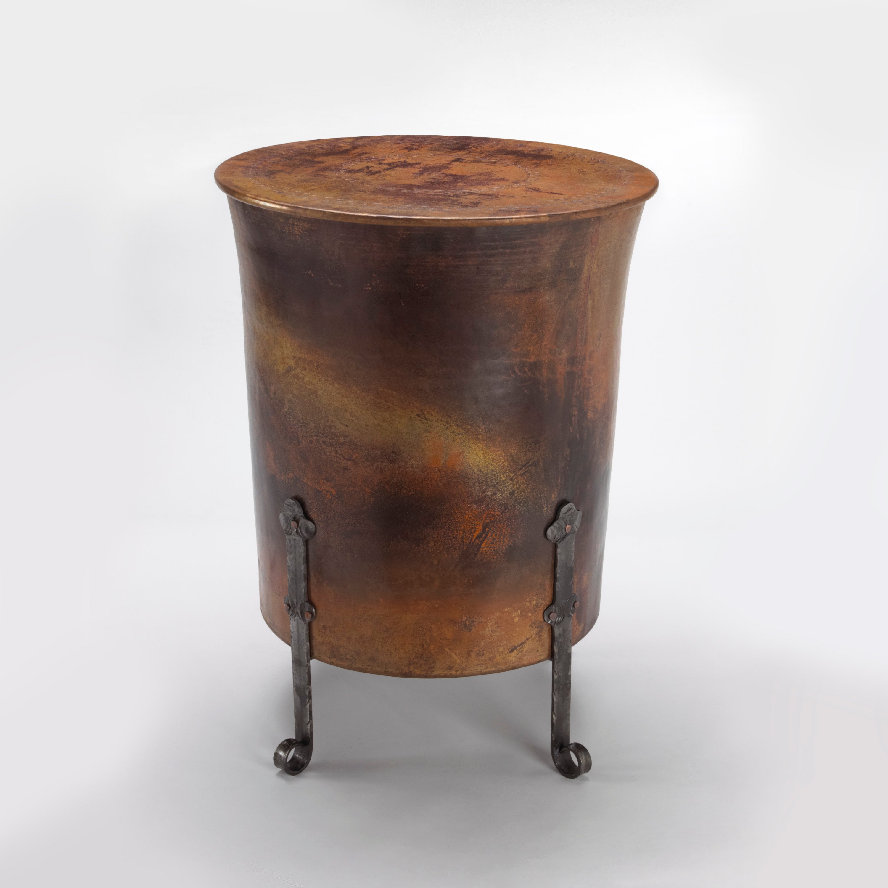 21x28 Cauldron Table – JATEX International