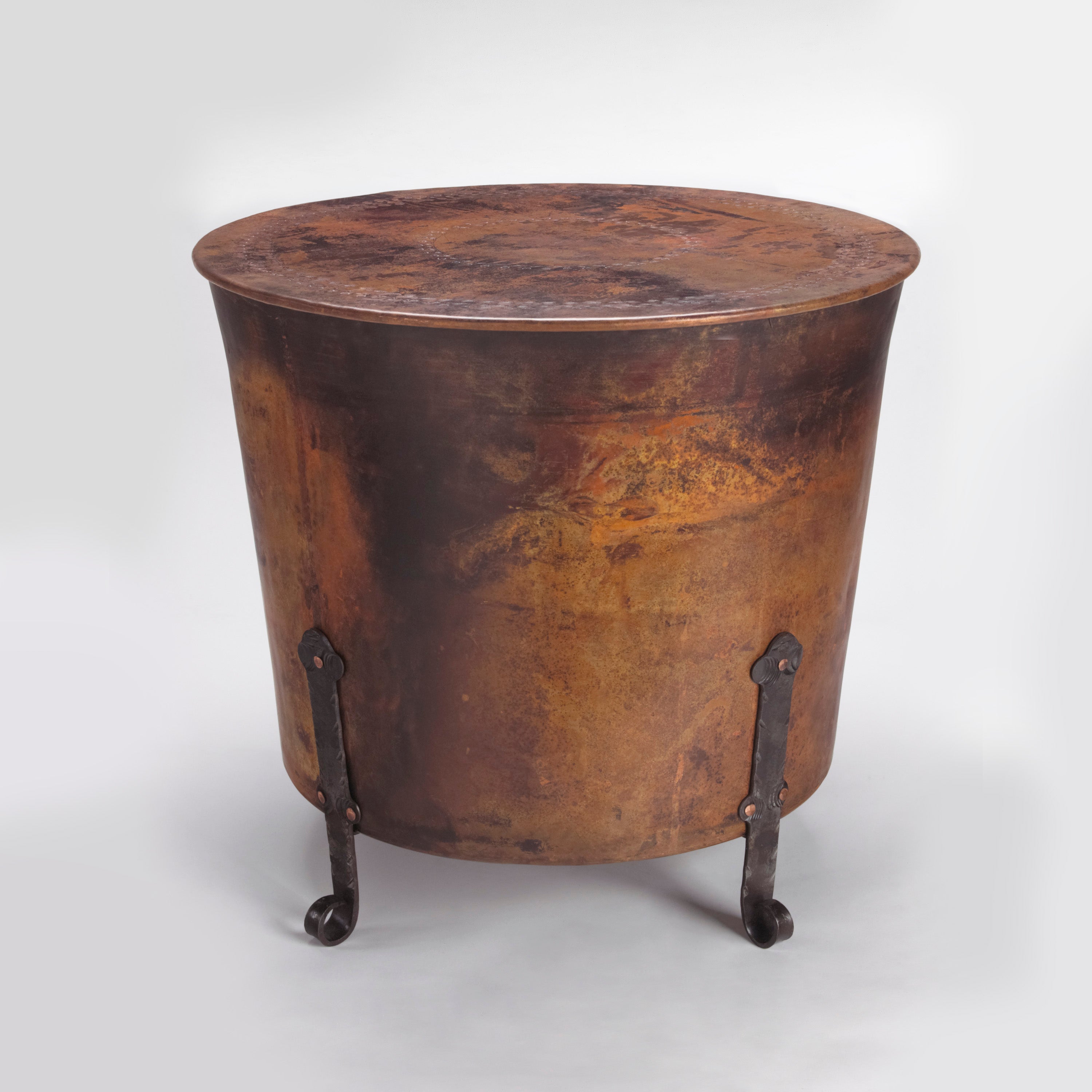 25x28 Cauldron Table – JATEX International